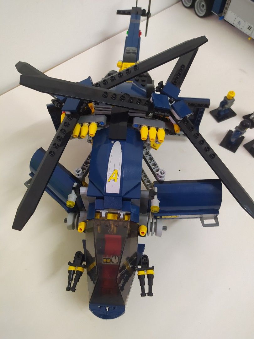 LEGO 8971 Helicopter Areal Defence Unit, Hobbies & Toys, Toys & Games ...