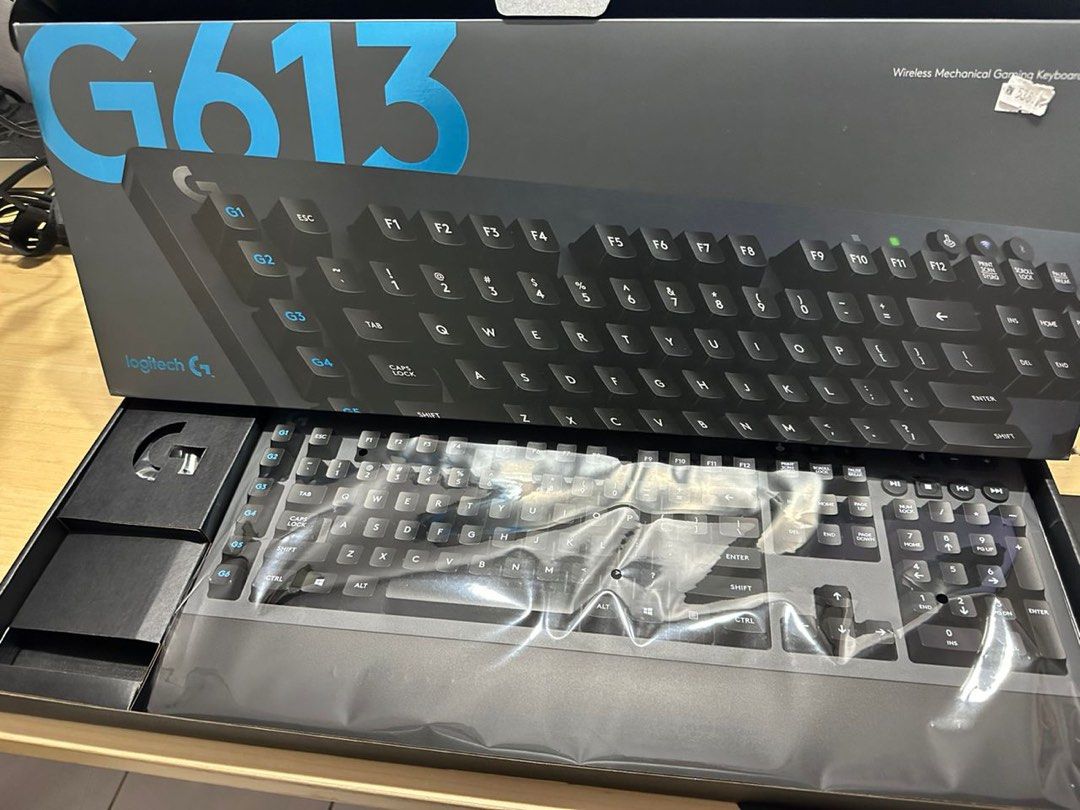 Logitech Keyboard And Mouse Computers Tech Parts Accessories Computer Keyboard On Carousell