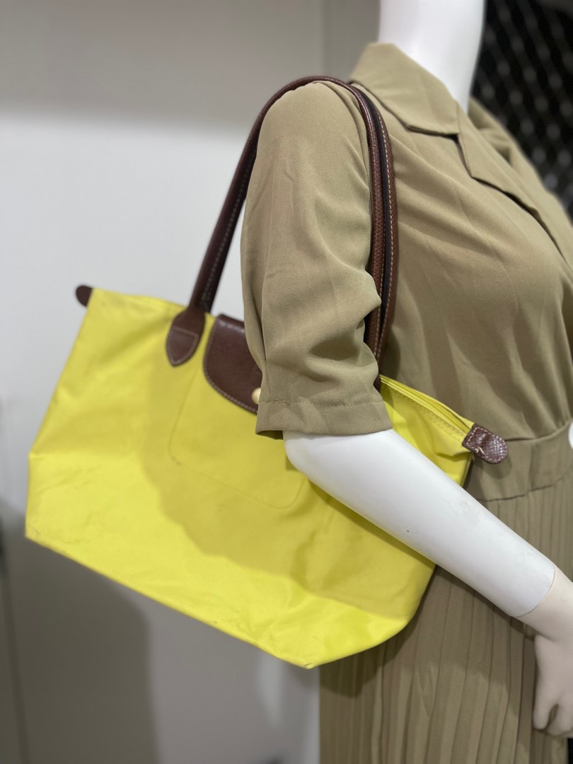 LONGCHAMP LE PLIAGE Small in LEMON/ Yellow Shoulder bag, Women's ...