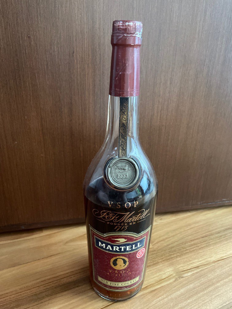Martell VSOP Medallion 1L Cognac, Food & Drinks, Alcoholic Beverages on ...