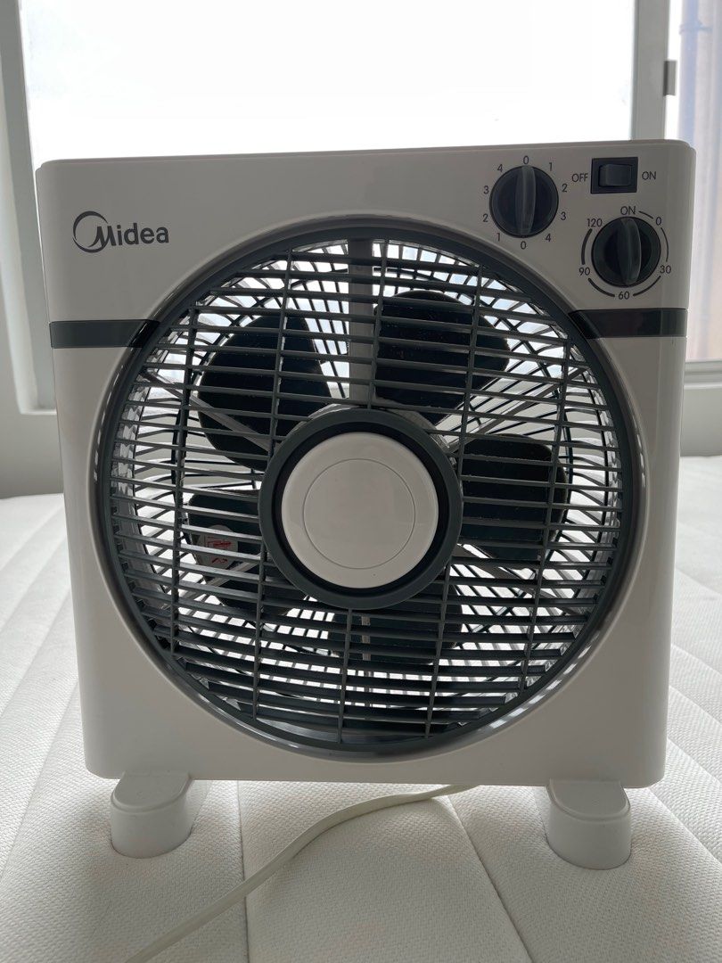 Midea Fan (KYT25-15A), 家庭電器, 冷氣機及暖風機 - Carousell