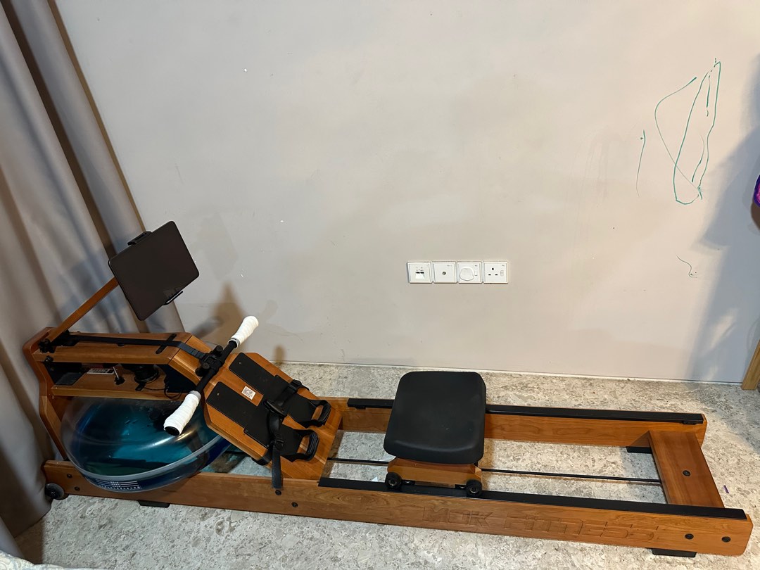 MOK Rowing Machine (iPad 4 included), Sports Equipment, Exercise ...