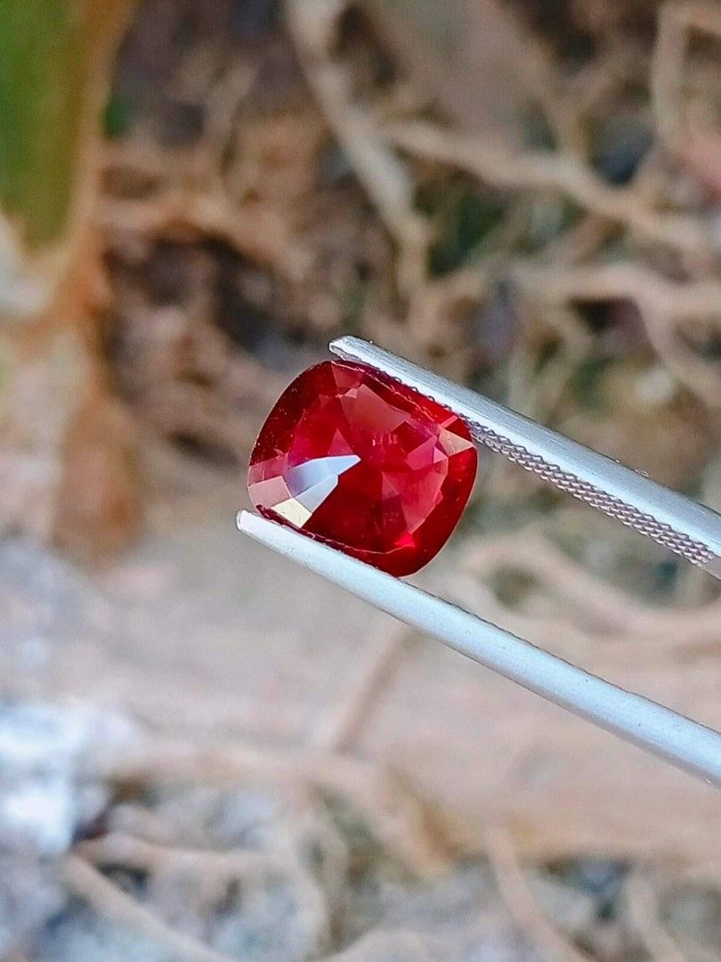 Natural Mogok Red Spinel, Women's Fashion, Jewelry & Organisers ...