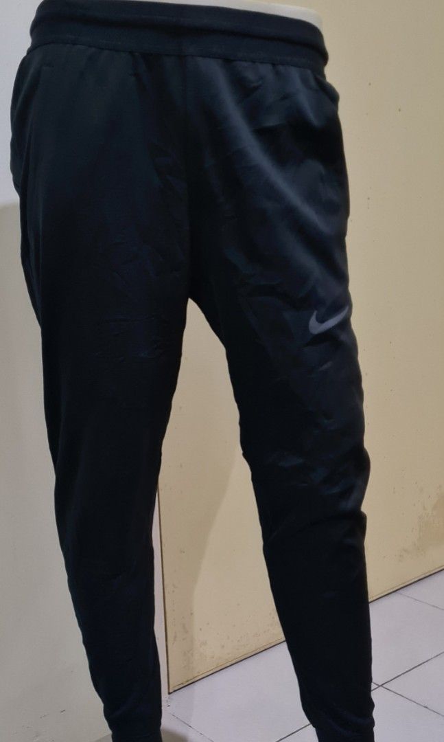 Nike pro vent max original, Men's Fashion, Bottoms, Joggers on Carousell