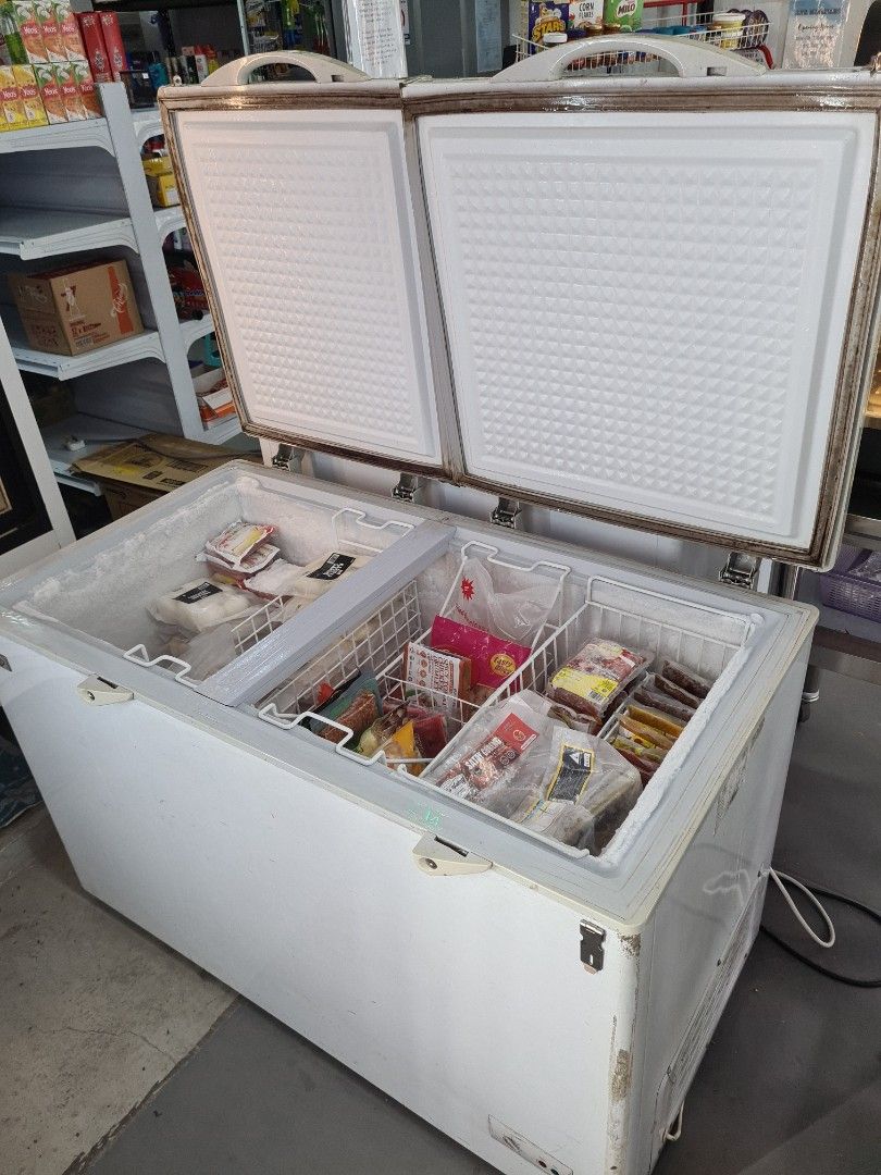 Open top chest freezer, TV & Home Appliances, Kitchen Appliances ...