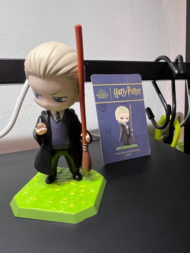 POPMART Harry Potter Sorcerers Stone - Draco Mallfroy and Remembrall ...