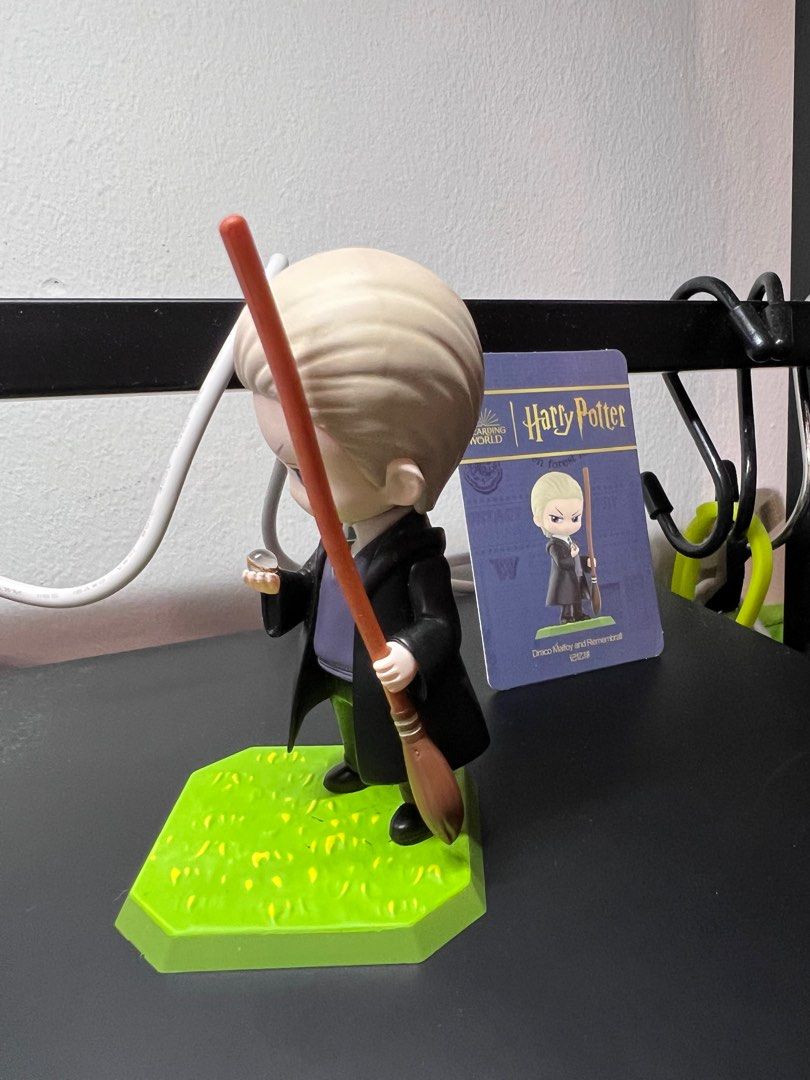POPMART Harry Potter Sorcerers Stone - Draco Mallfroy and Remembrall ...