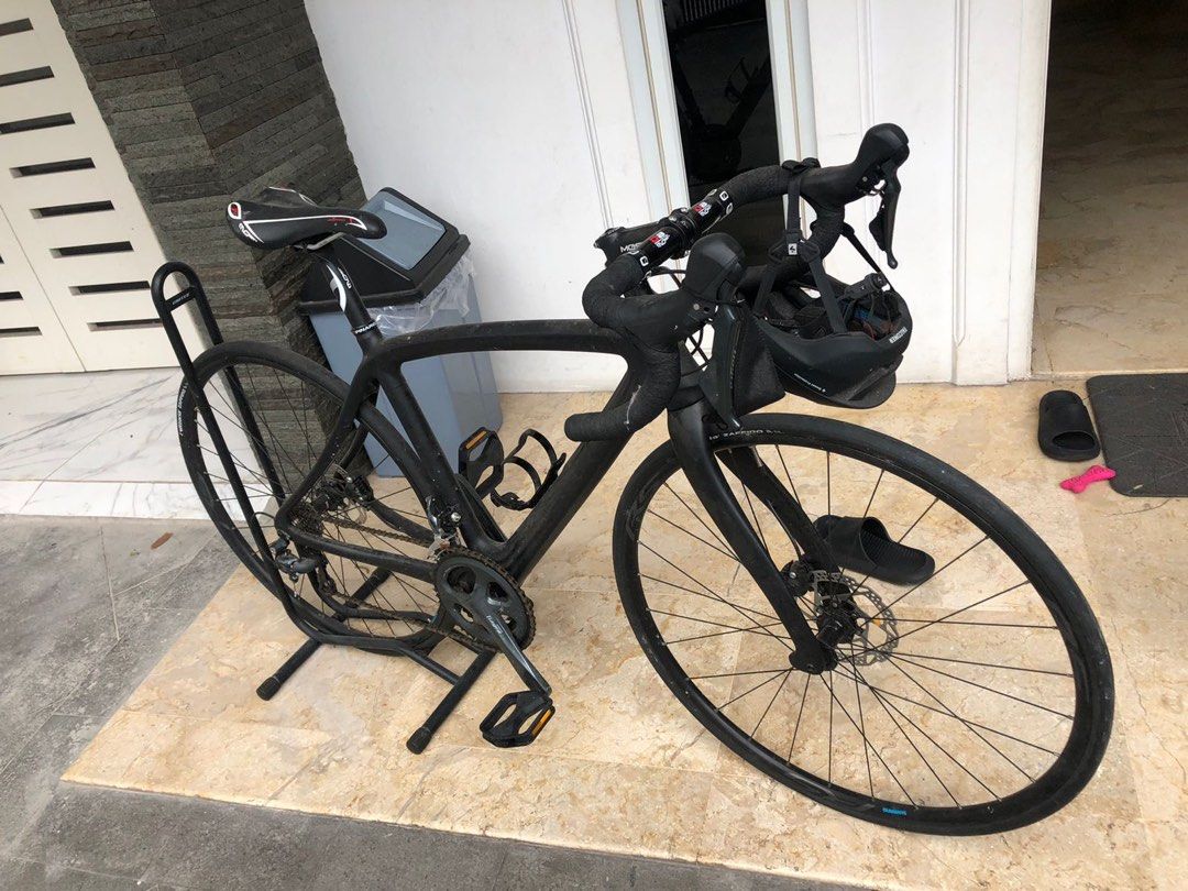 Sepeda Balap Roadbike PINARELLO RAZHA CARBON T2 DISK 2021 Black - 50 ...