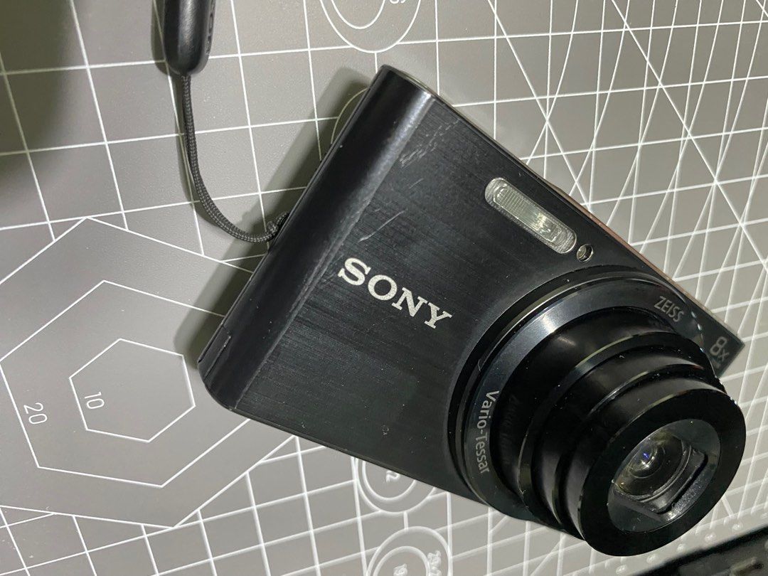 Sony Cybershot W830 Digicam, Photography, Cameras on Carousell
