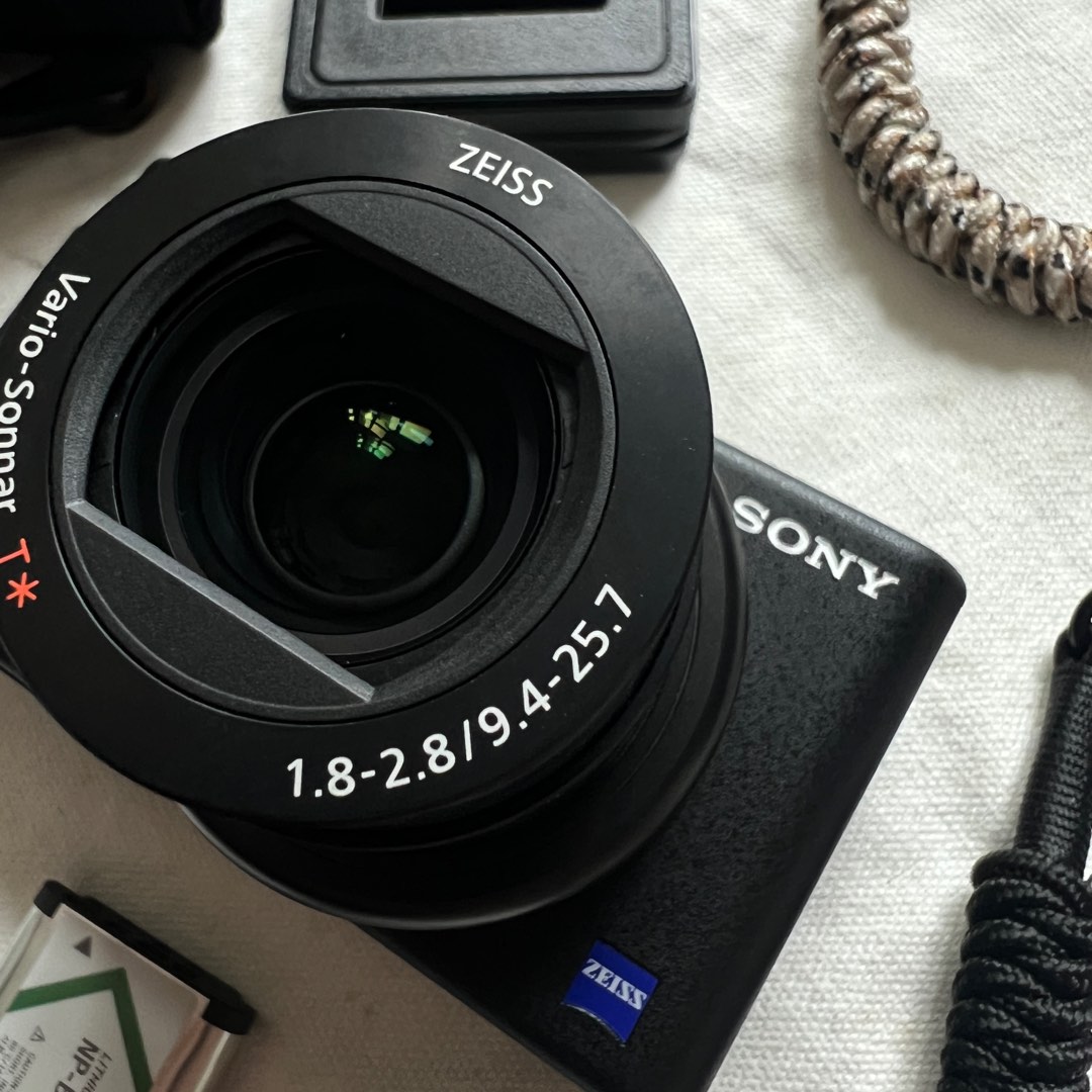 Sony ZV1, Photography, Cameras on Carousell