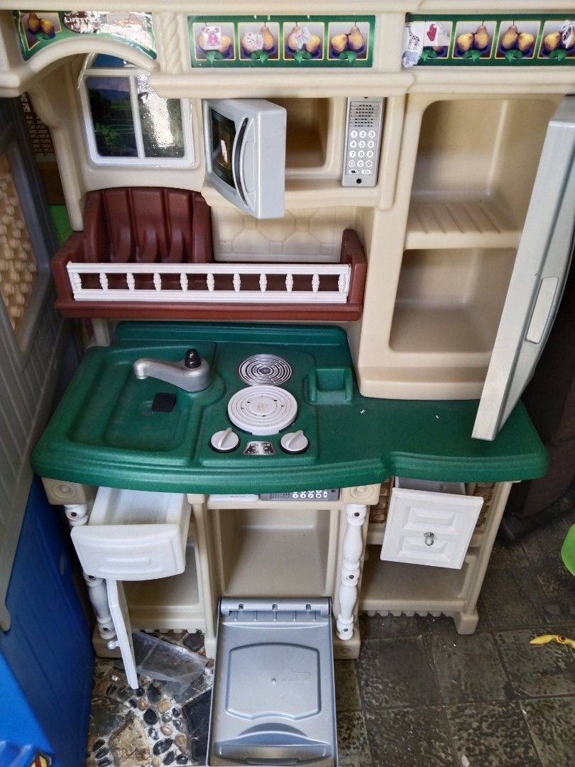 Step2 kitchen toy, Hobbies & Toys, Toys & Games on Carousell
