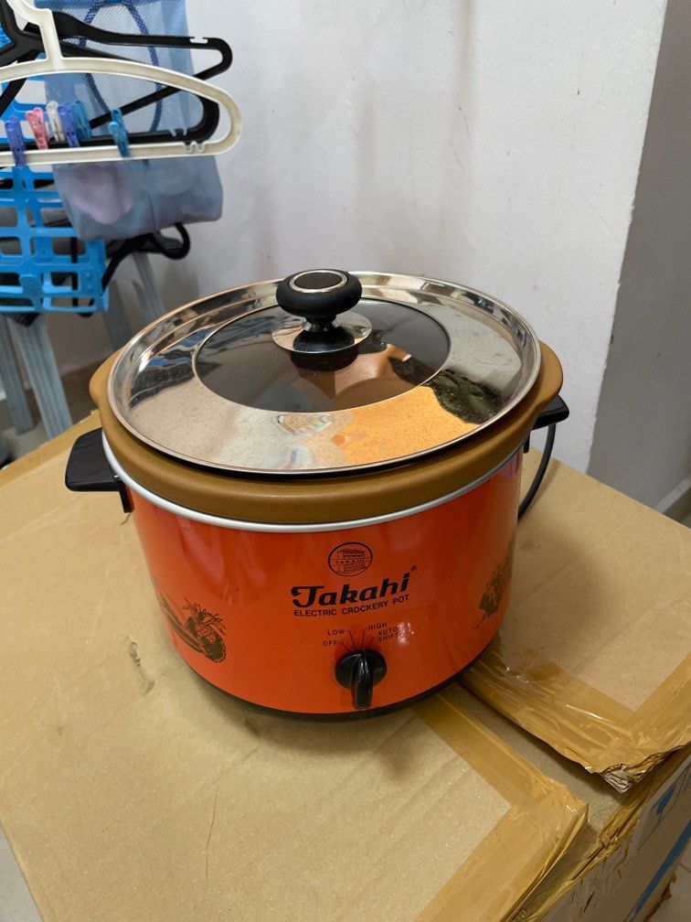 Takahi slow cooker, TV & Home Appliances, Kitchen Appliances, Cookers ...