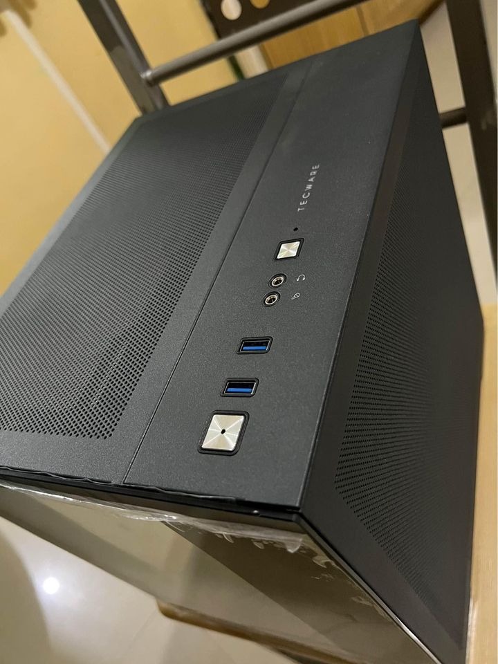 Techware VXM mATX Case on Carousell