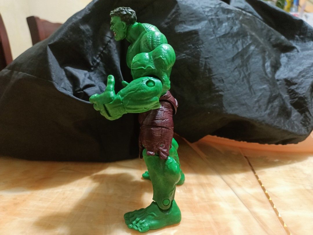 The Hulk Movie 2003 - Throwing hulk, Hobbies & Toys, Toys & Games on ...