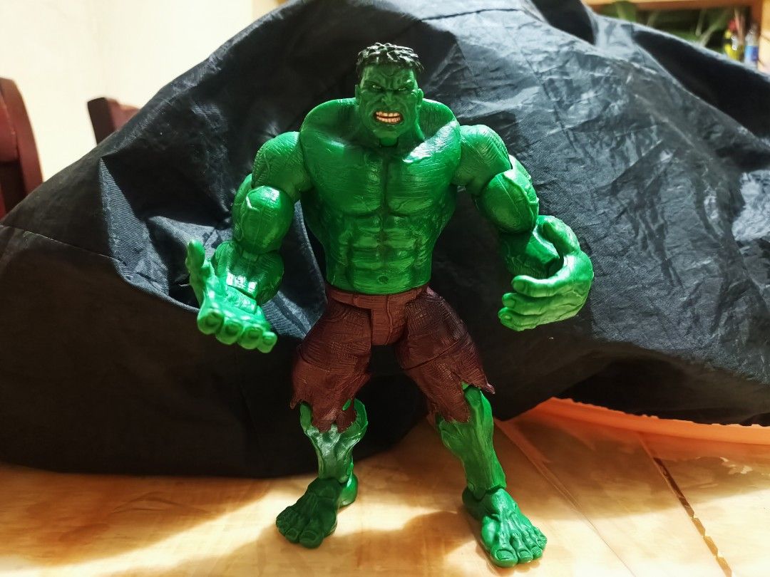The Hulk Movie 2003 - Throwing hulk, Hobbies & Toys, Toys & Games on ...