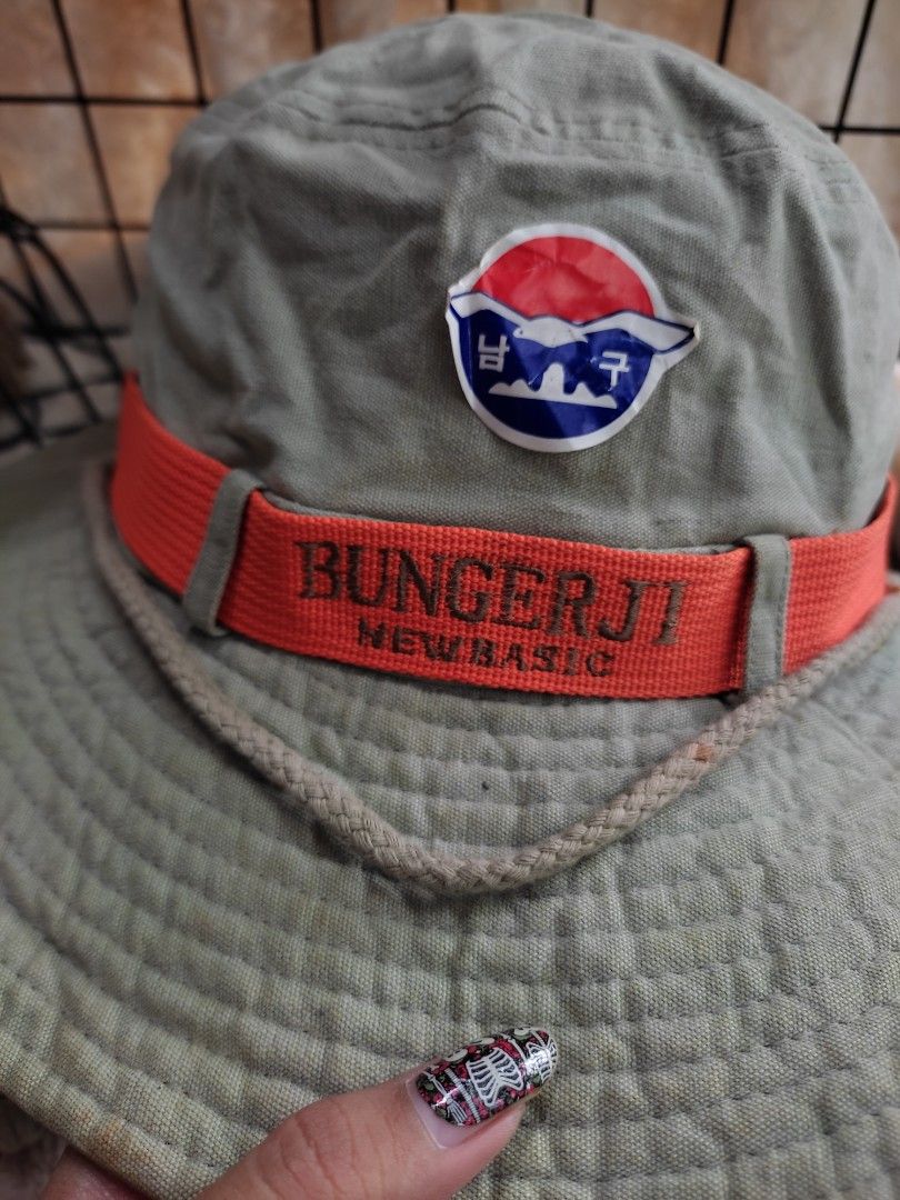 Topi rimba bucket hat buket hijau army, Fesyen Pria, Aksesoris, Topi di ...