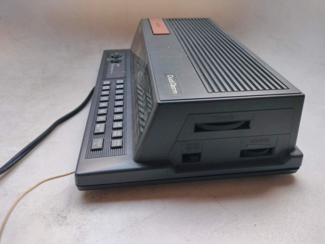 Toshiba Rc-880 Dual Alarm Radio Clock, Audio, Other Audio Equipment on ...