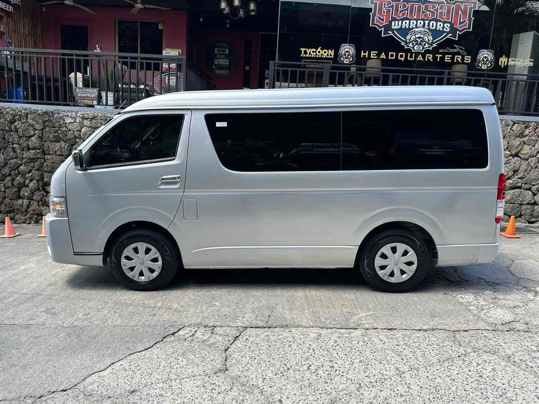 Toyota GL Grandia Hiace Auto on Carousell