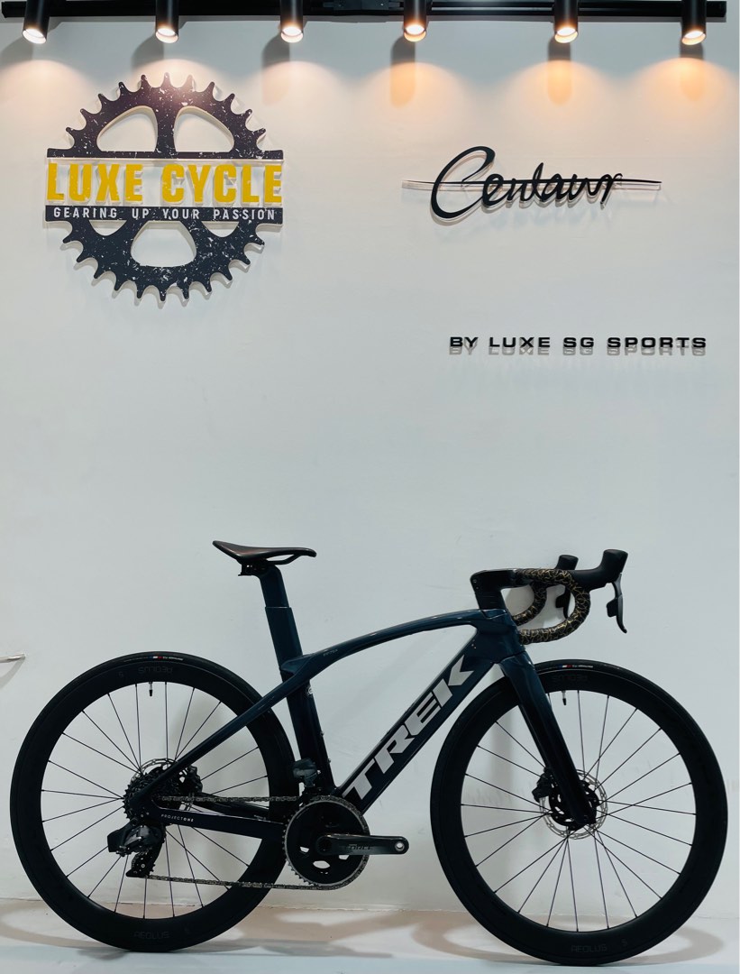 Trek Madone 2022 Project One for sale!, Sports Equipment, Bicycles ...