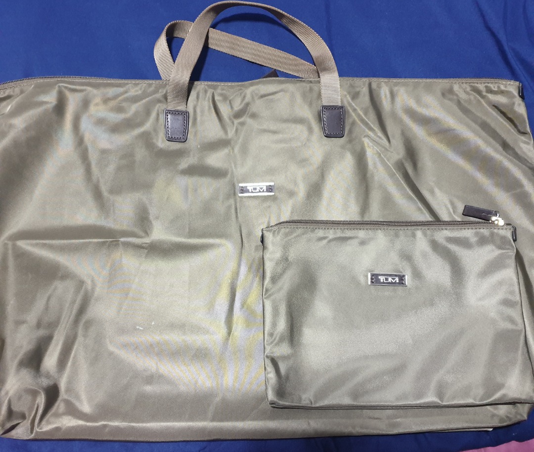 Tumi Tote bag plus pouch, Women's Fashion, Bags & Wallets, Tote Bags on ...