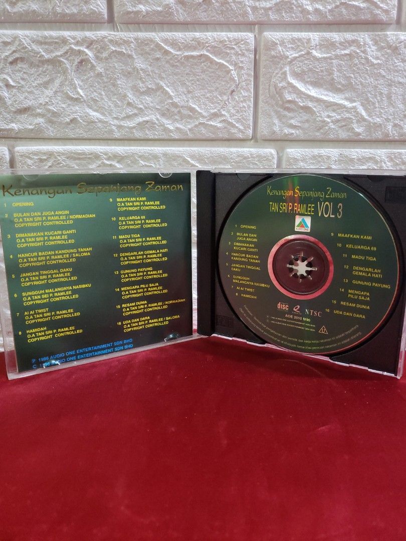 VCD KARAOKE / 1996 - p.ramlee _ KENANGAN SEPANJANG ZAMAN VOL 3, Hobbies & Toys, Music & Media ...