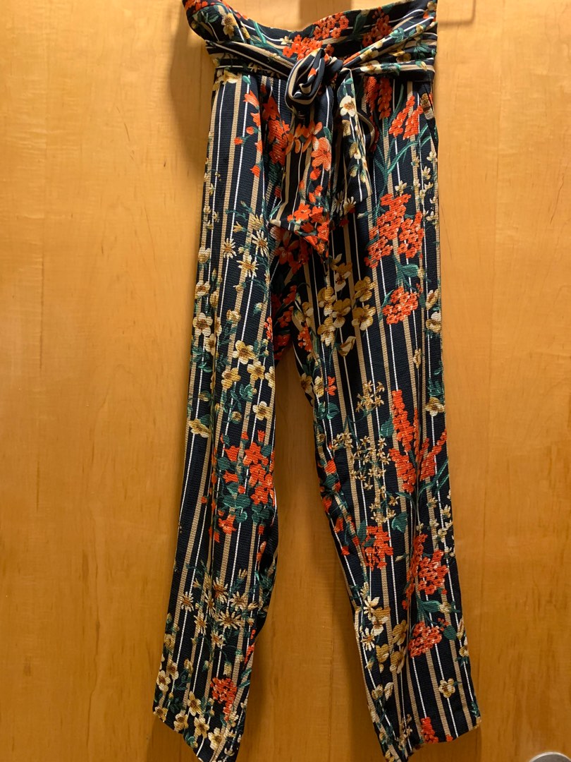 Zara Floral Bottoms, Women's Fashion, Bottoms, Other Bottoms on Carousell