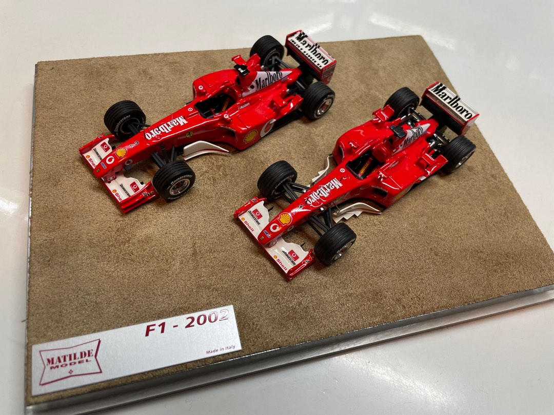 1/43 Ferrari F2002 F1 built up model box set, 興趣及遊戲, 玩具 & 遊戲類 - Carousell