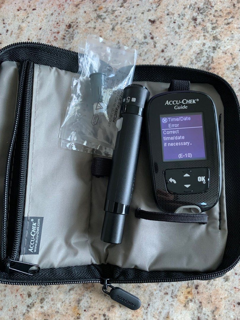 Accu Chek Guide, Health & Nutrition, Health Monitors & Weighing Scales ...