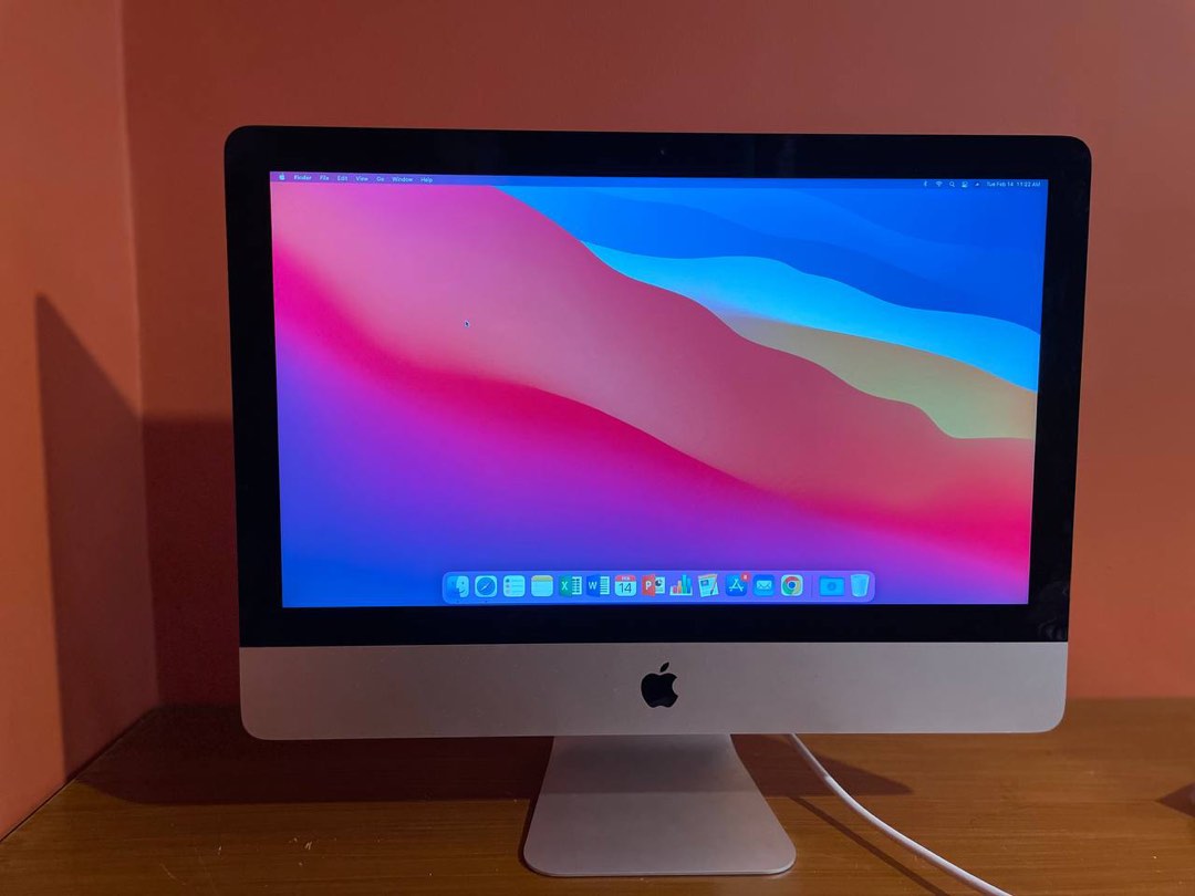 Apple iMac 21.5 inch 2017 with mouse and keyboard, Computers & Tech ...