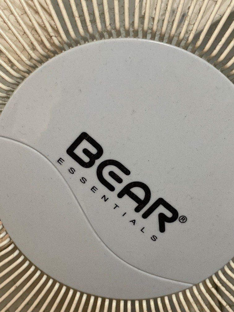 Bear Essentials Table Desk Fan 12 Inch FSD 351, Furniture & Home Living ...