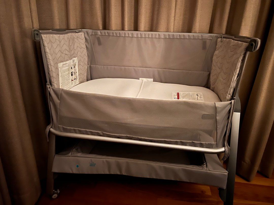 Bedside Co-Sleeper Crib (Tutti Bambini Cozee Air Bedside Crib with ...