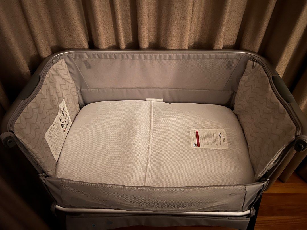 Bedside Co-Sleeper Crib (Tutti Bambini Cozee Air Bedside Crib with ...