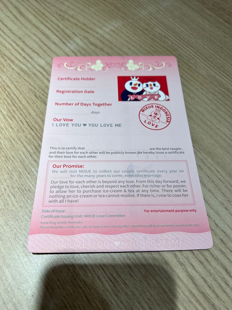 Pasport Mixue( Edisi Valentine), Antik, Pajangan di Carousell