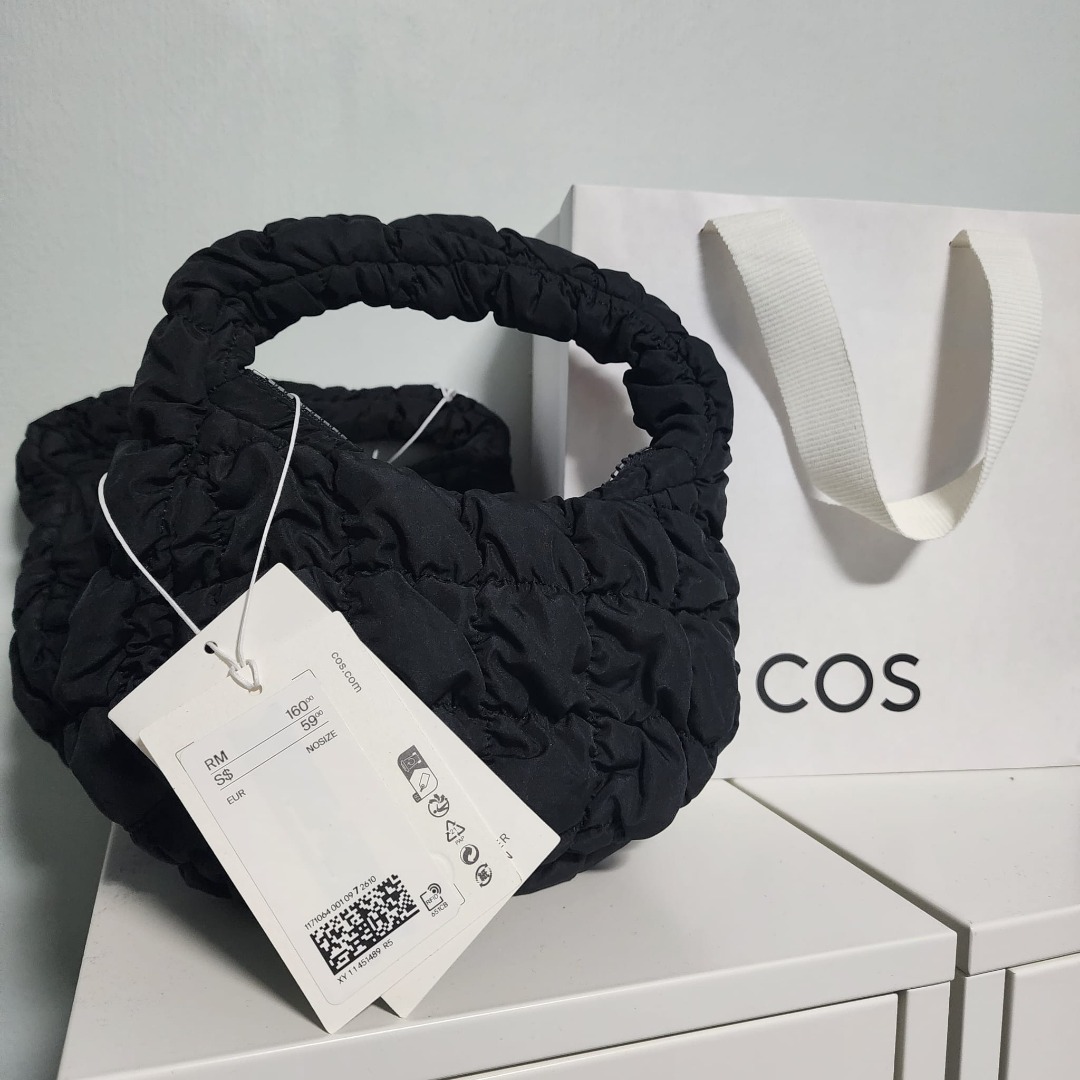 COS MICRO Quilted Bag Black- AVAILABLE ONHAND!, Women's Fashion, Bags ...