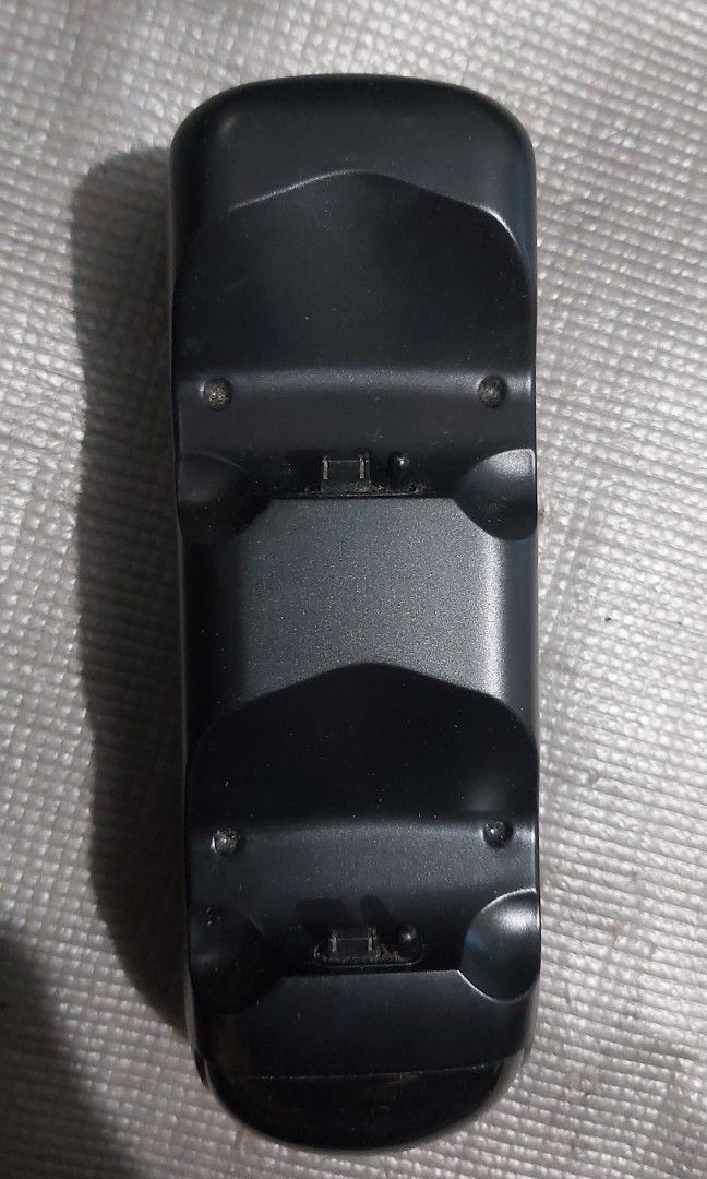 DOBE Dual Charging Dock DS4 PS4, Video Gaming, Gaming Accessories ...