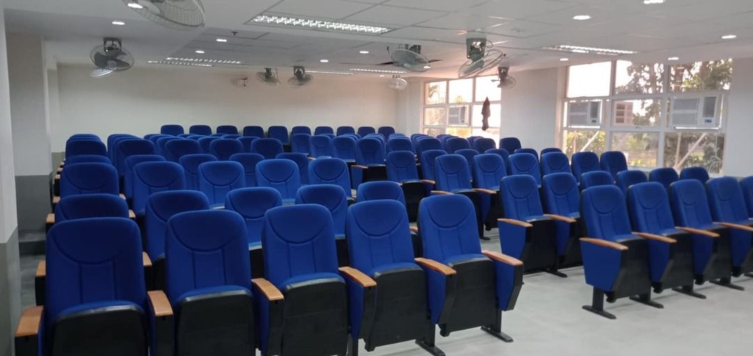 Ergdynamic Theater Chair with a tablet, Movie Chair, Auditorium Chair ...