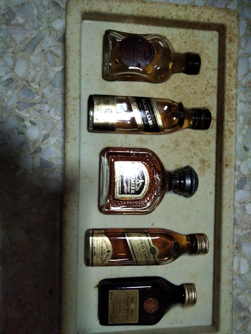 Five PCs set of johnnie walker limited edition, Food & Drinks ...