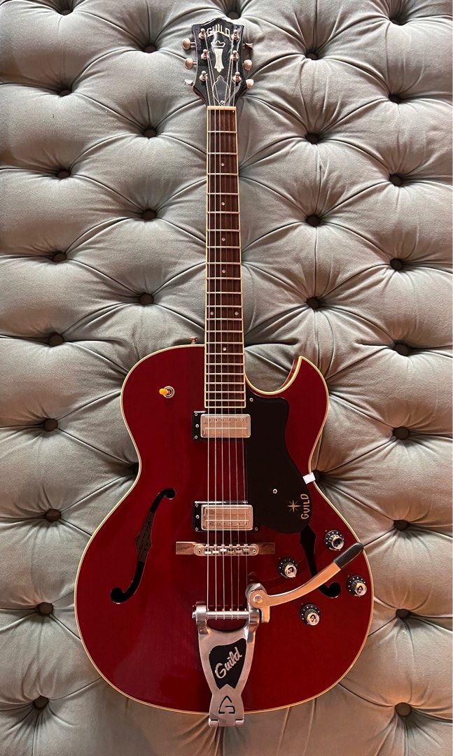 GUILD Starfire II Hollow Body Guitar, Hobbies & Toys, Music & Media ...