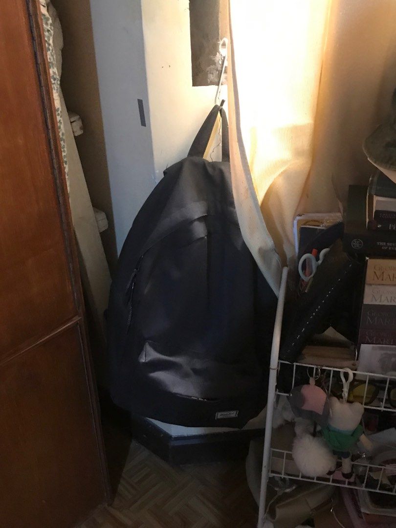 HERSCHEL AUTHENTIC DECLUTTERING BLACK BACKPACK XL 30LITERS, Women's ...