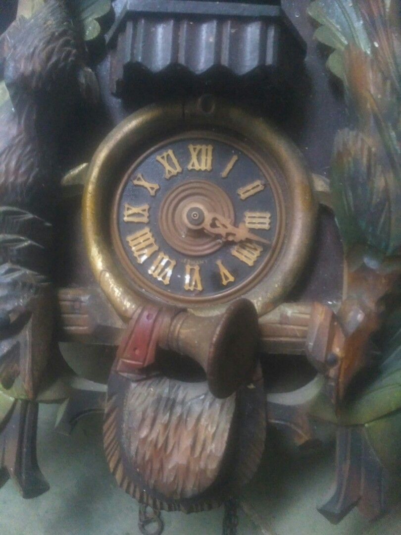 Jam kukuk burung jerman antik, Antik, Jam & Perhiasan di Carousell
