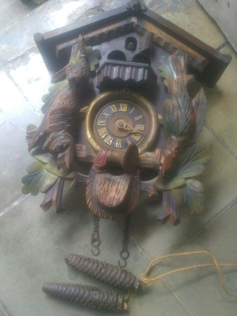 Jam kukuk burung jerman antik, Antik, Jam & Perhiasan di Carousell