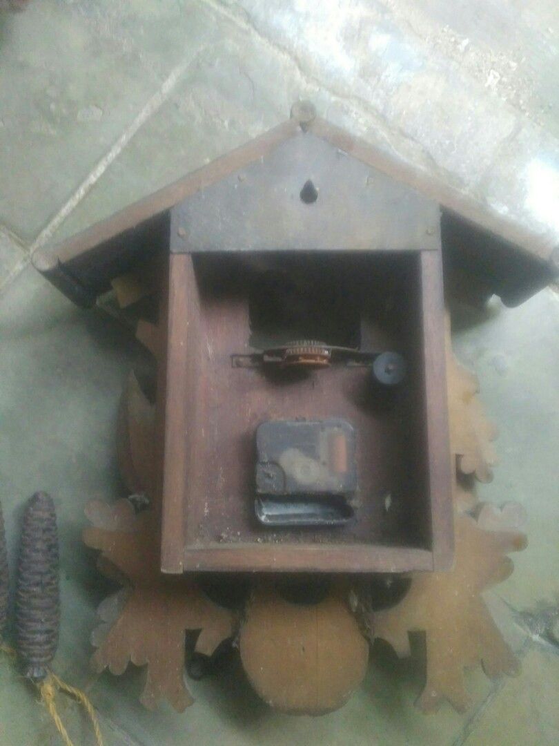 Jam kukuk burung jerman antik, Antik, Jam & Perhiasan di Carousell