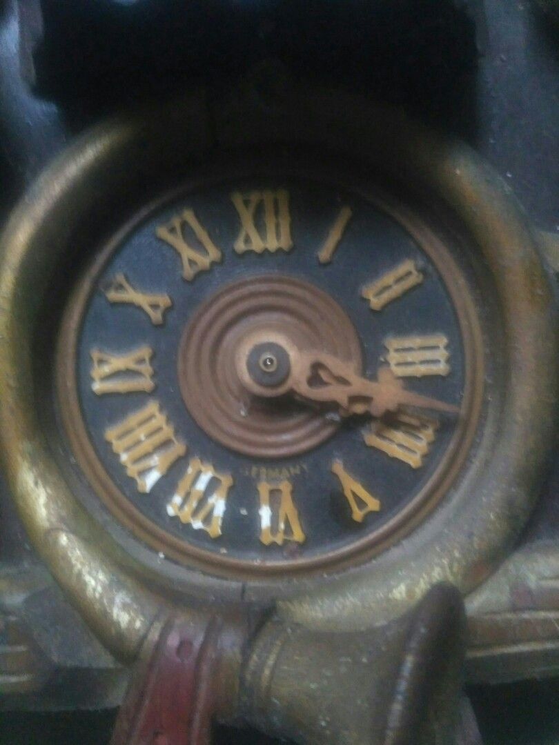 Jam kukuk burung jerman antik, Antik, Jam & Perhiasan di Carousell