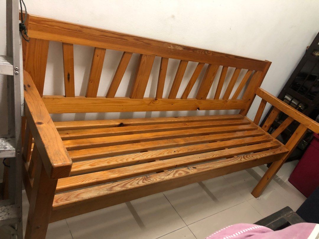 Kerusi kayu jati, Furniture & Home Living, Furniture, Chairs on Carousell