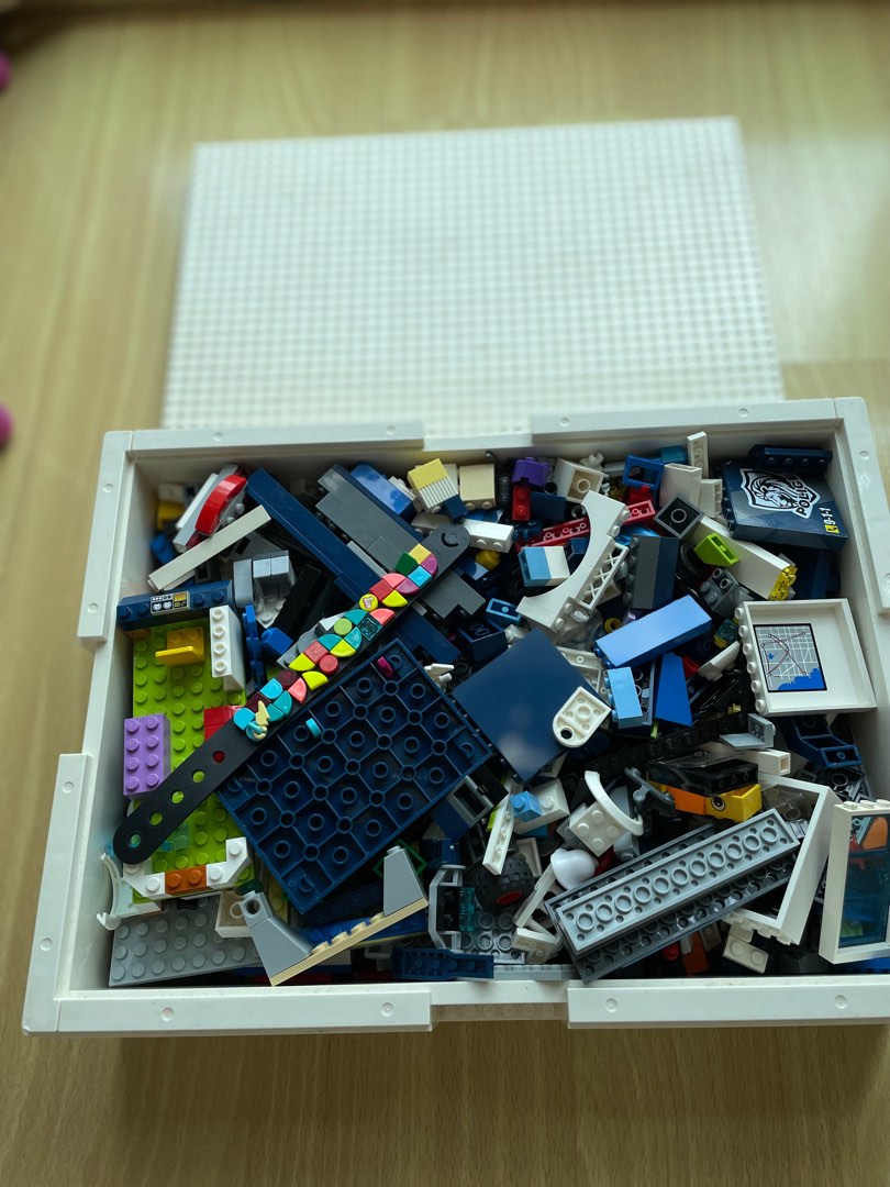 Lego assorted bricks, Hobbies & Toys, Toys & Games on Carousell