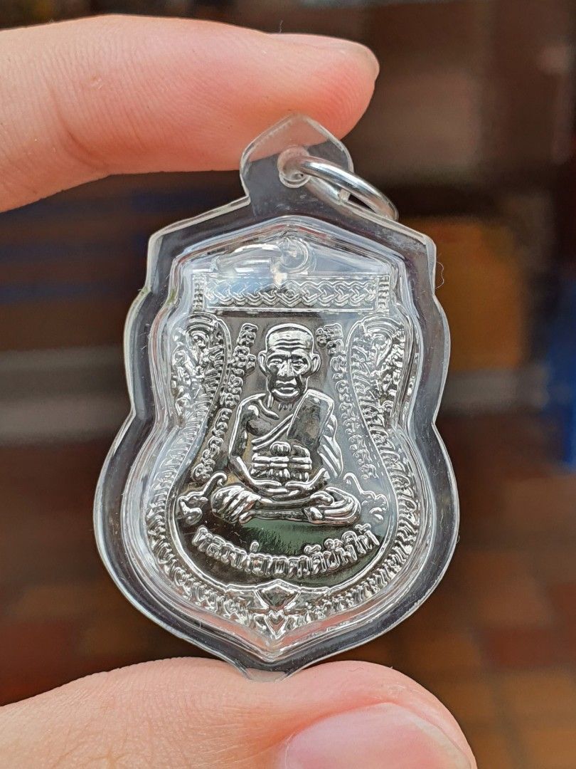 Lp Thuad Rian Thai Amulet, Hobbies & Toys, Memorabilia & Collectibles ...