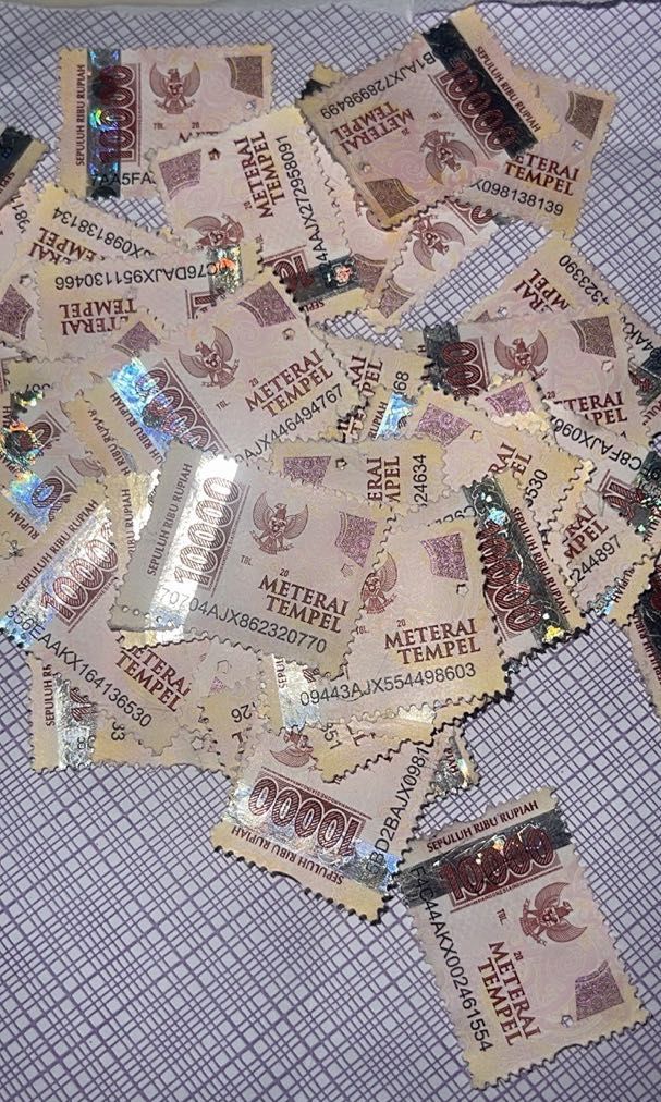 Materai 10000 asli grade A, benda pos , perangko, Antik, Filateli di Carousell