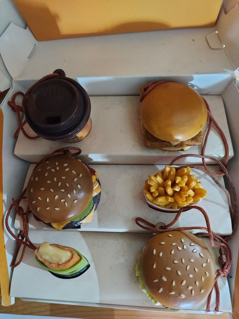 McDonald's Food Strap Complete Set (2011), Hobbies & Toys, Memorabilia ...