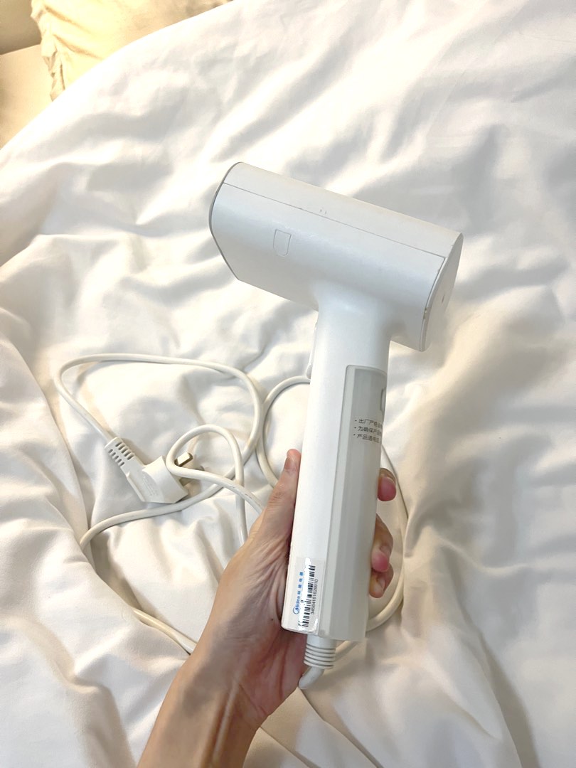 Midea handheld steamer iron, TV & Home Appliances, Irons & Steamers on ...