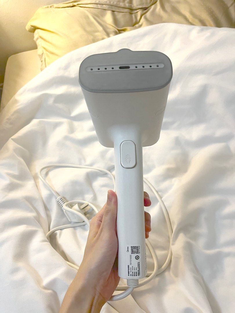 Midea handheld steamer iron, TV & Home Appliances, Irons & Steamers on ...